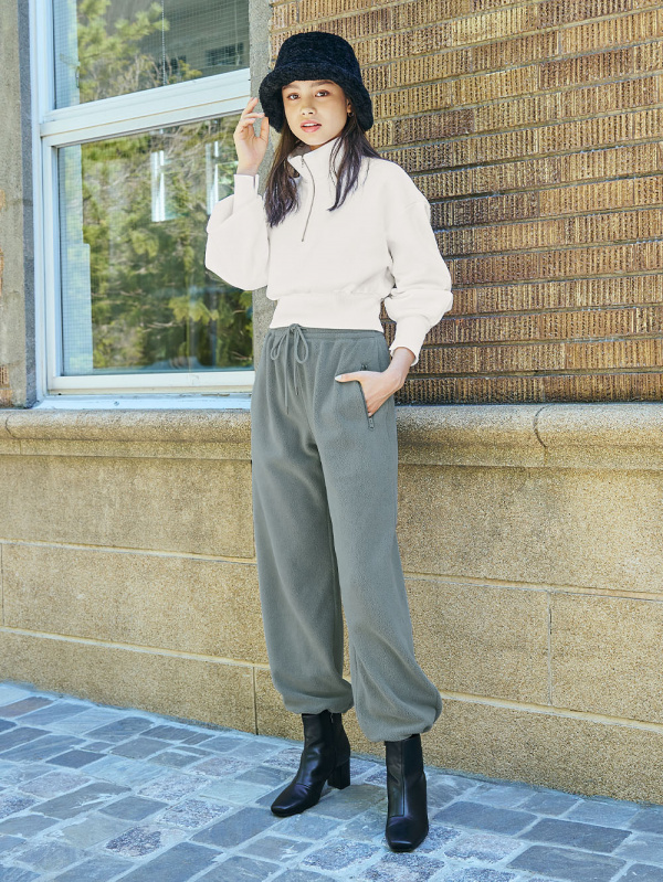 女裝 的時尚造型創意 | GU