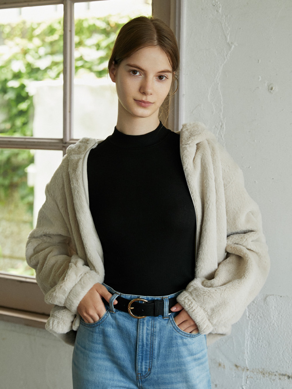 女裝 的時尚造型創意 | GU