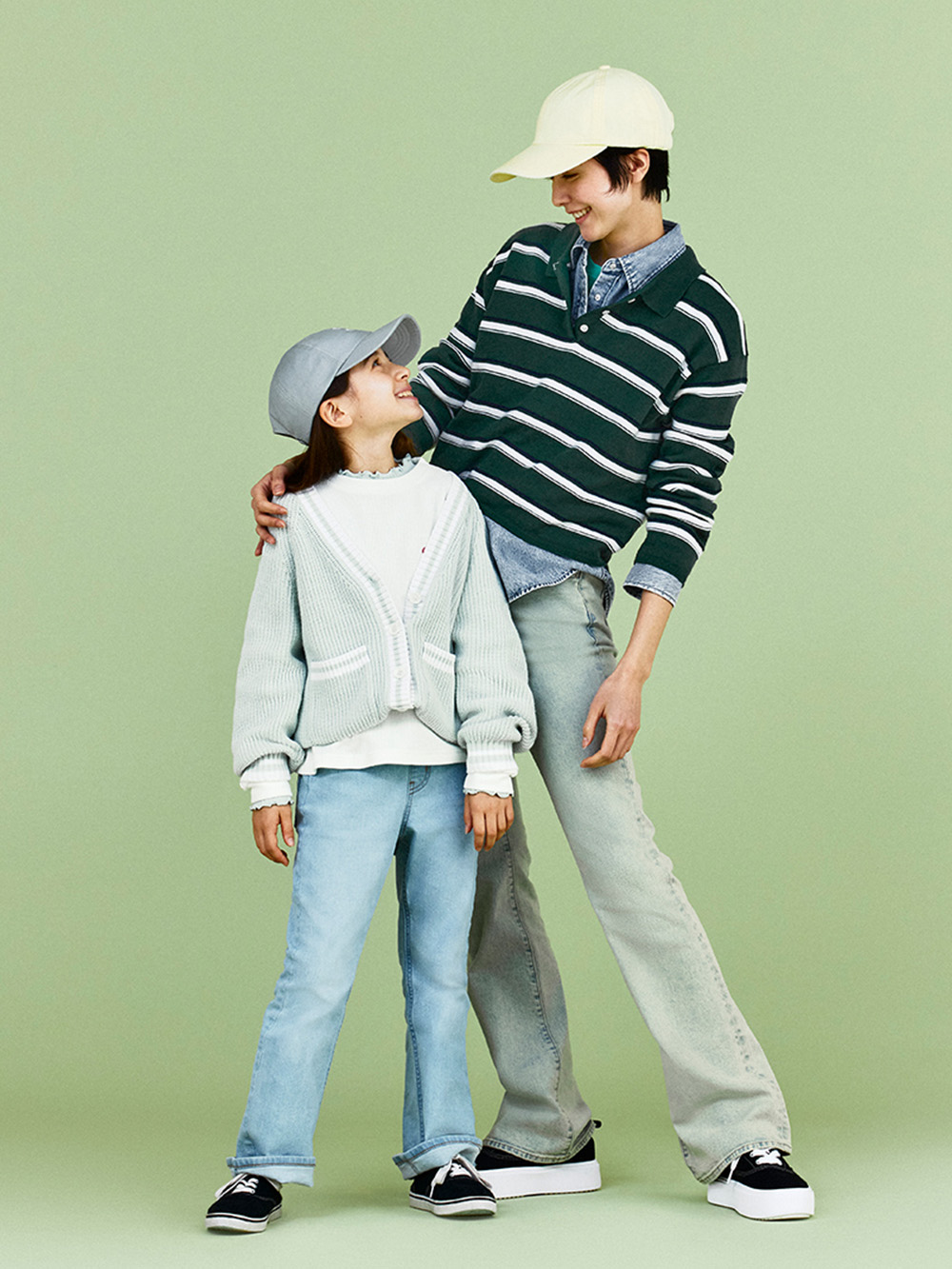 「UVカットVネックカーディガンZ+E、リブミニT」を使った着こなし| ジーユー