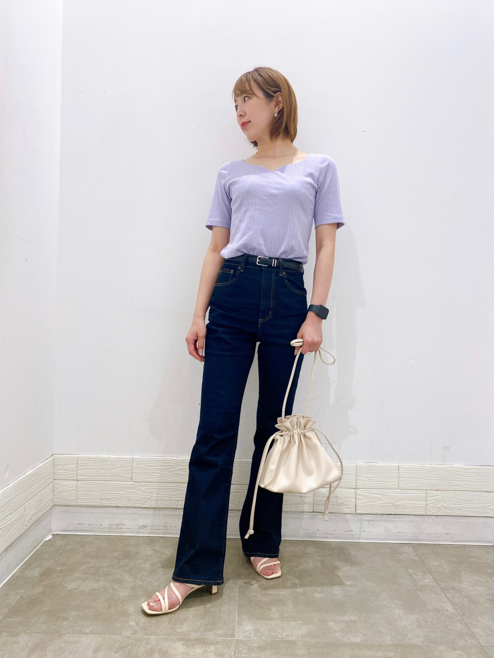 「リブバイカラーメローコンパクトT(半袖)、Vネックティアードワンピース(5分袖)」の着用コーディネート| ジーユー