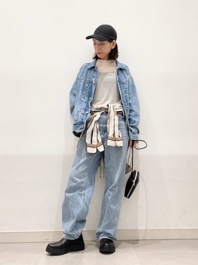 「リンガービッグT(5分袖)(ロゴ)、ハイウエストセミワイドジーンズ(丈標準72～76cm)」の着用コーディネート| ジーユー