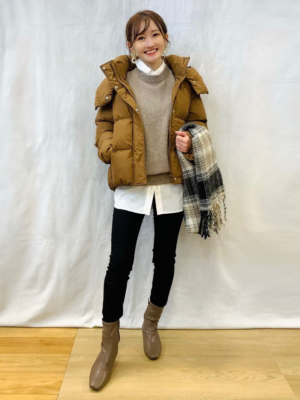 「ボーダークルーネックT(半袖)OSB+EC、スウェTハーフジップ(5分袖)(ロゴ)」の着用コーディネート| ジーユー