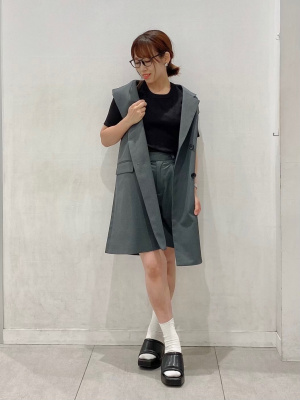 GU公式 | タックハーフパンツ(セットアップ可能) GU公式 | タックハーフパンツ(セットアップ可能)