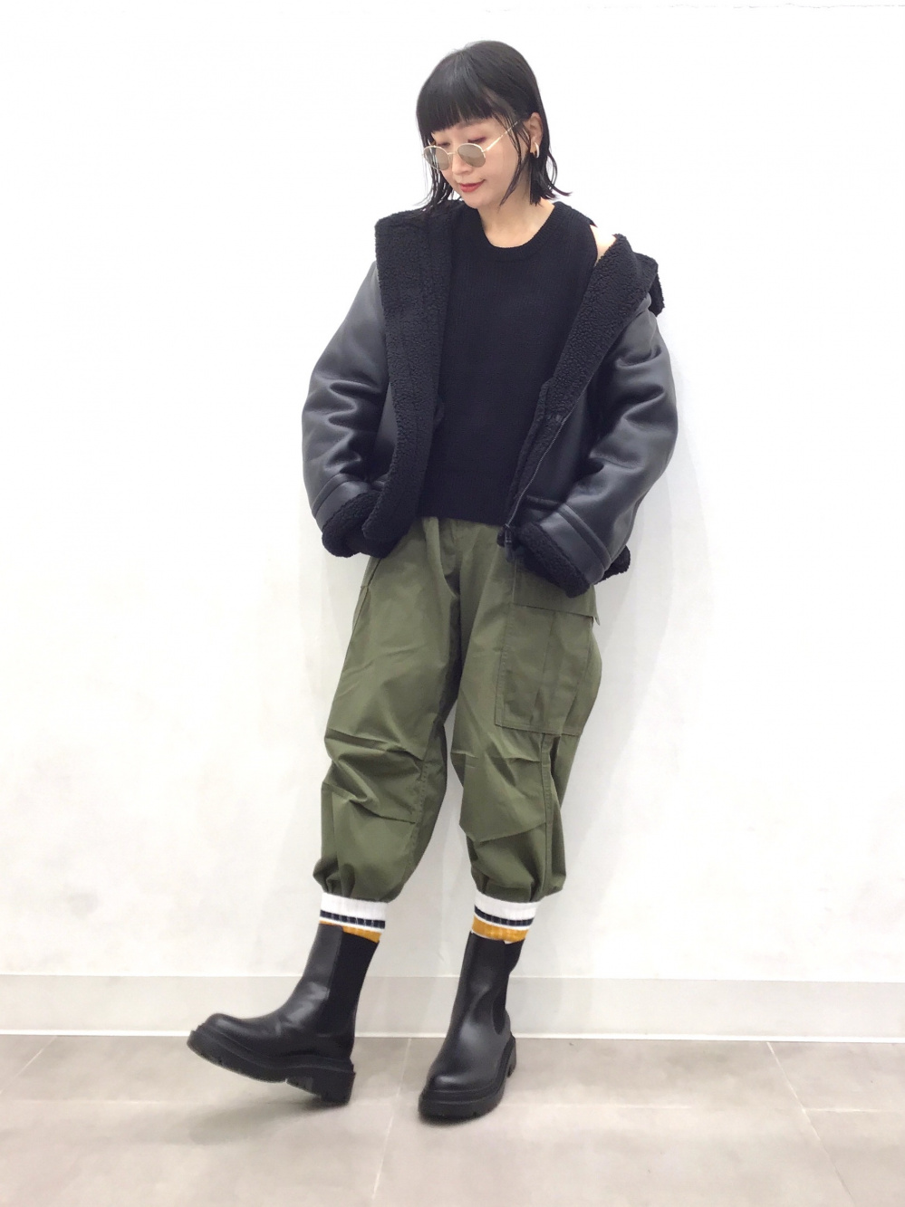 「仿皮B-3外套、挖洞針織衫(長袖)Q」的穿搭靈感 | GU