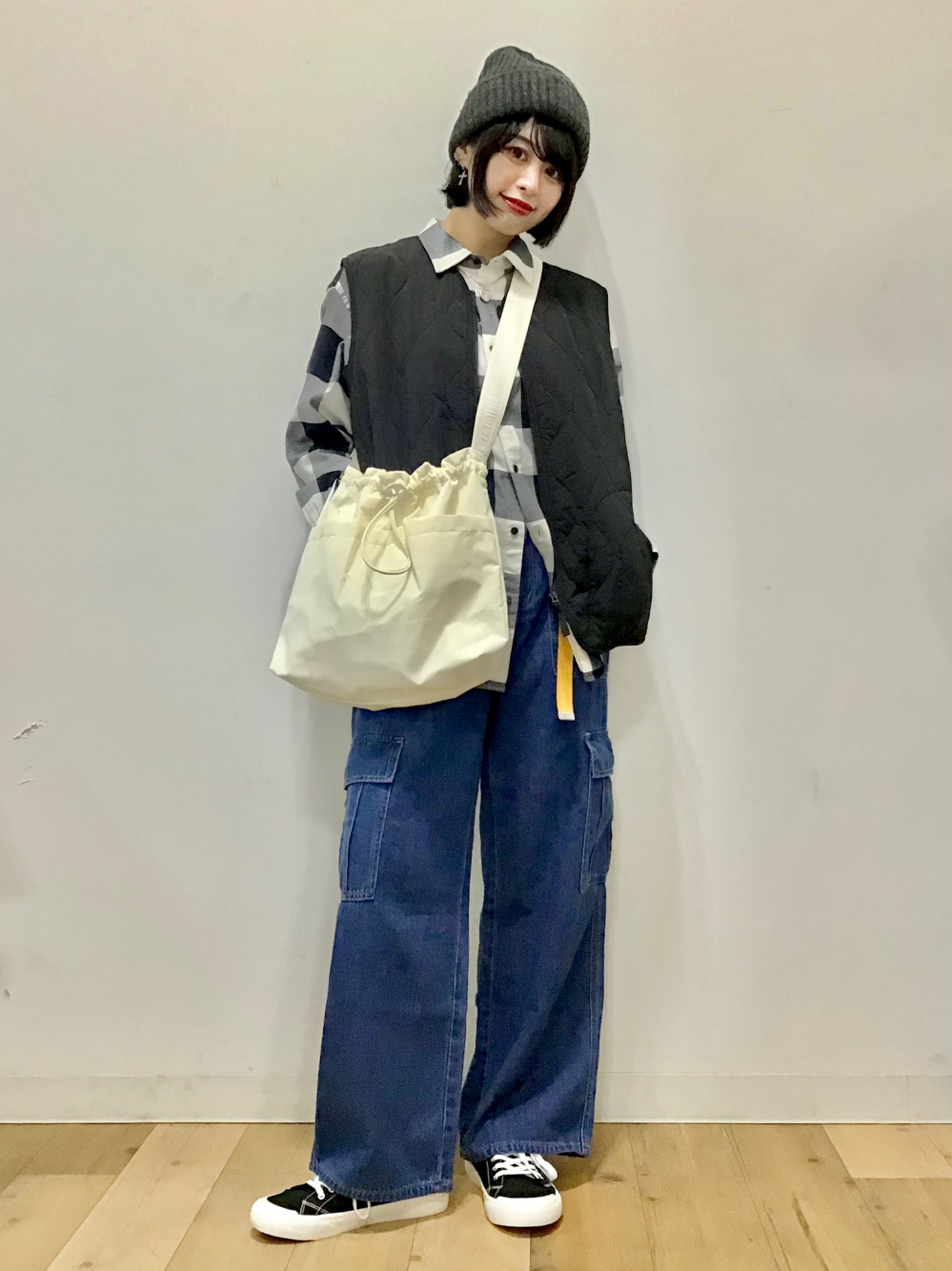 「ヒートパデッドキルティングベストSW、シアーシャーリングT(長袖)」の着用コーディネート| ジーユー