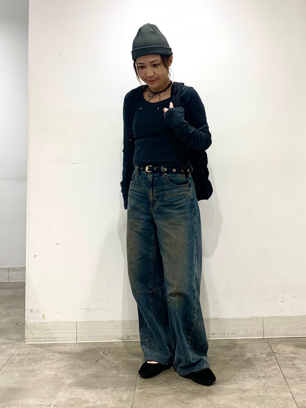 ウォッシュドリブクロップドT(長袖)、バレルレッグジーンズ(丈 ウォッシュドリブクロップドT(長袖)、バレルレッグジーンズ(丈