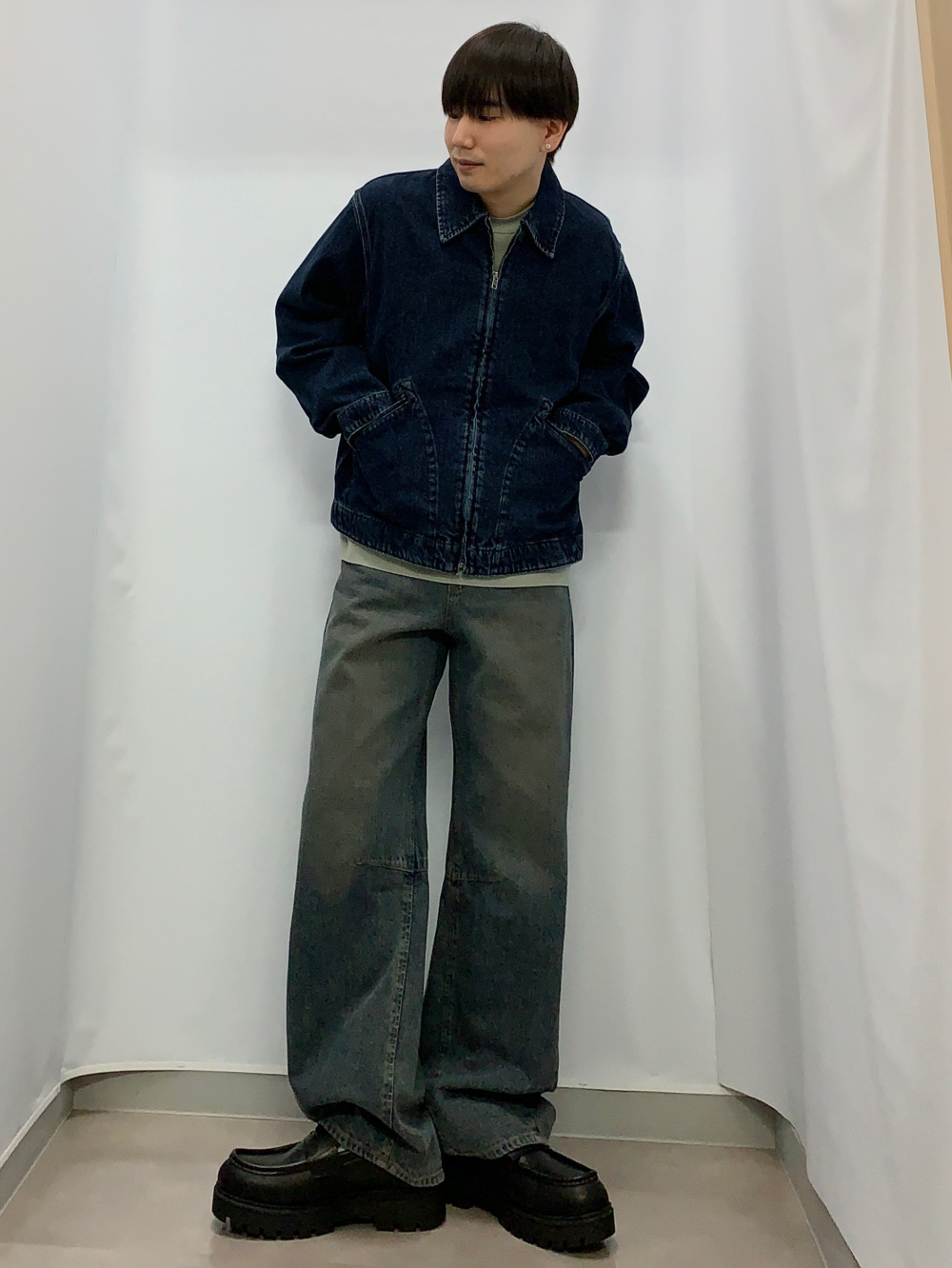 「Denim Zip Up Jacket、Baggy Jeans」| GU的穿搭理念