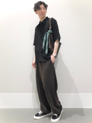 GU公式 | ウォッシュドスウェットワイドパンツ(セットアップ可能) GU公式 | ウォッシュドスウェットワイドパンツ(セットアップ可能)