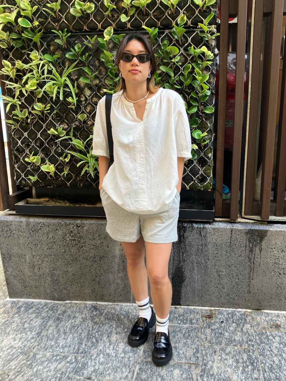Check styling ideas for「Linen Blend Volume Short Sleeve Blouse、Ultra ...