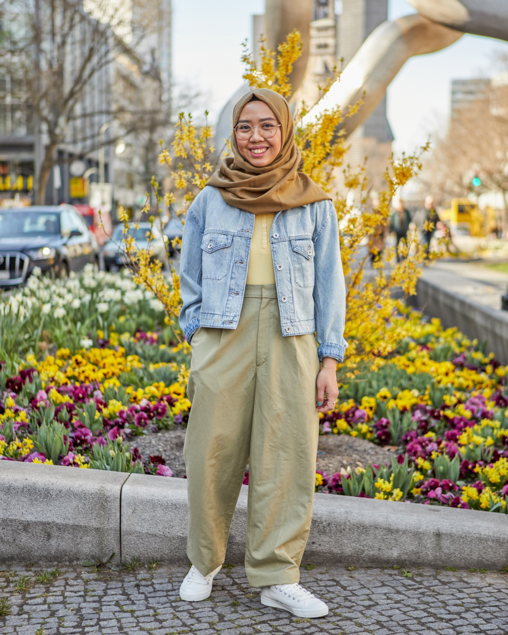 Check styling ideas for「LINEN BLEND CAMISOLE JUMPSUIT、CROPPED DENIM ...