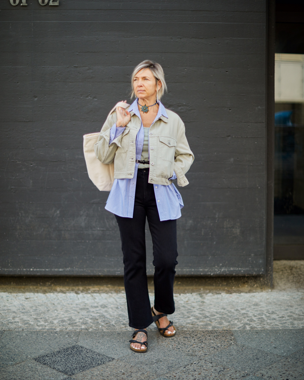 Check styling ideas for「LINEN BLEND CAMISOLE JUMPSUIT、CROPPED DENIM ...