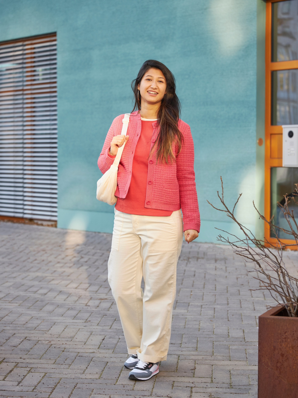 Scopri come abbinare「Piumino Ultra Leggero、T-shirt Termica HEATTECH con ...