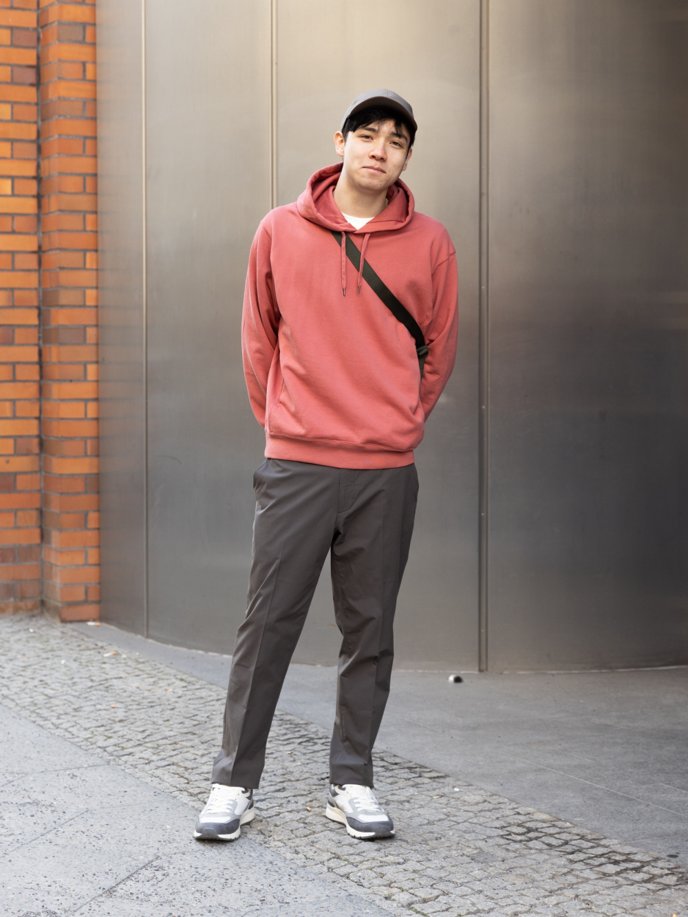 Entdecke Styling-Ideen für「AirSense Sakko、Universal Movies UT T-Shirt ...