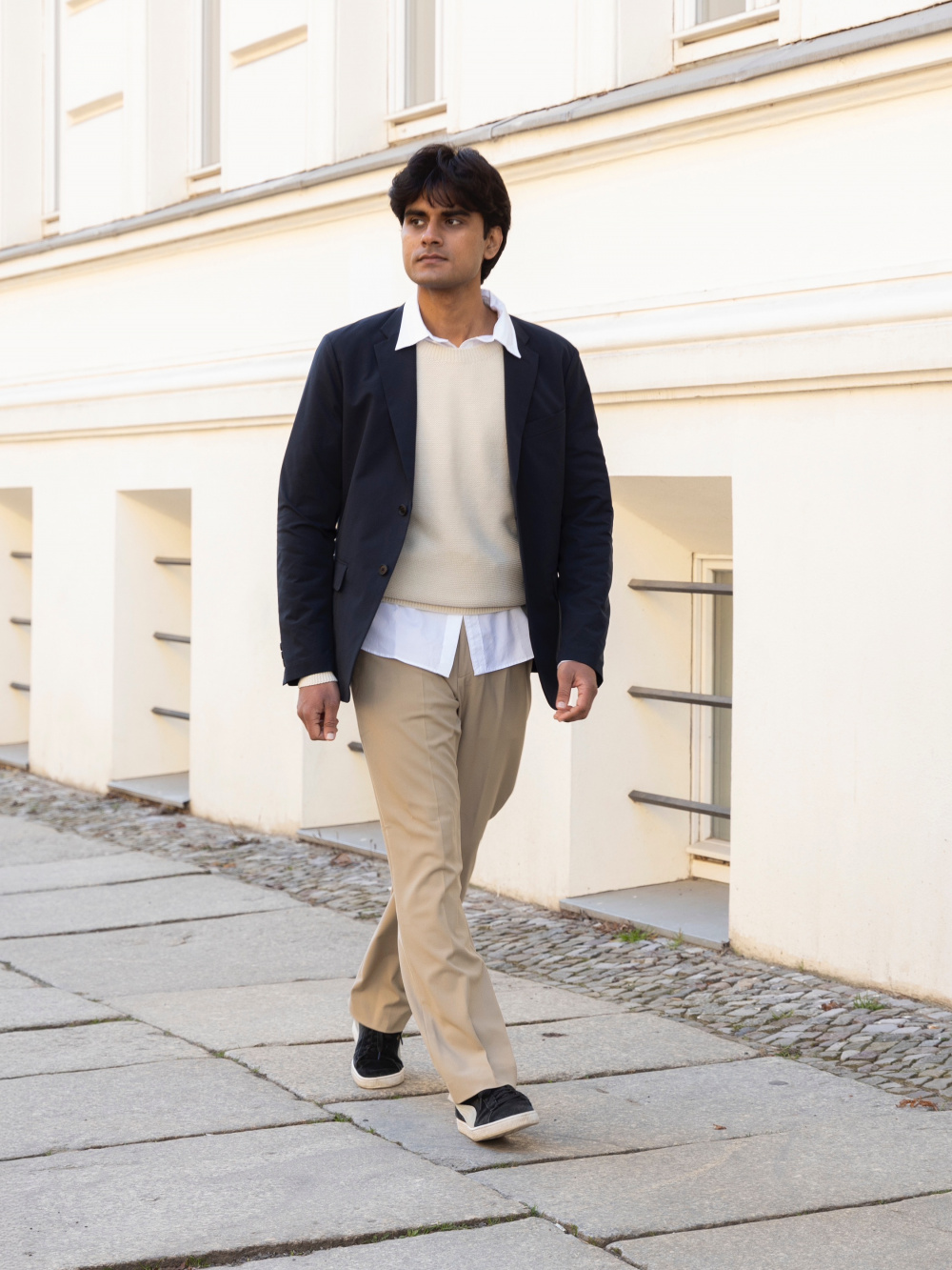 Entdecke Styling-Ideen für「AirSense Sakko、Universal Movies UT T-Shirt ...