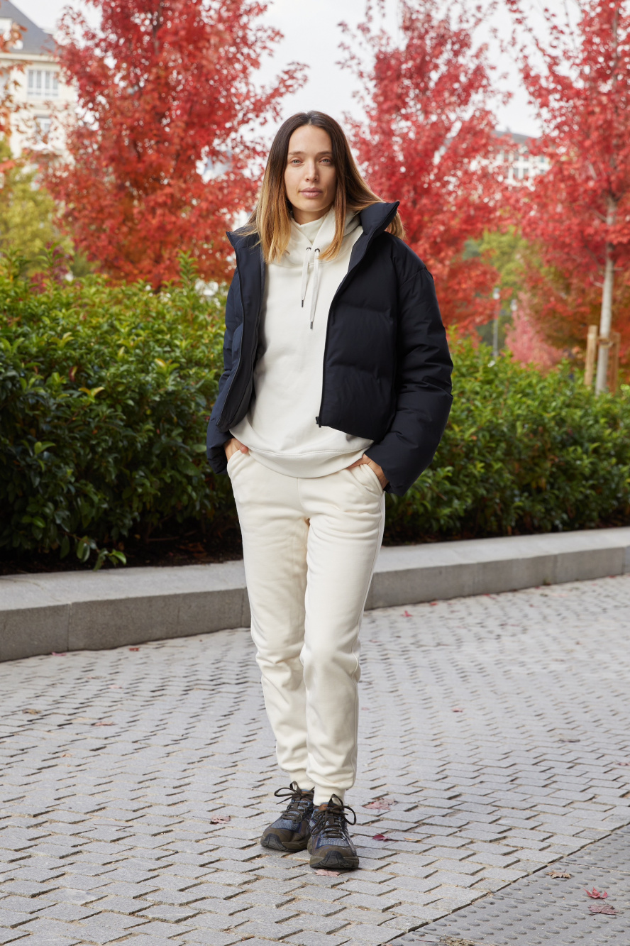 Descubre ideas de looks para「Sudadera (capucha)、PUFFERTECH Chaqueta」| UNIQLO ES