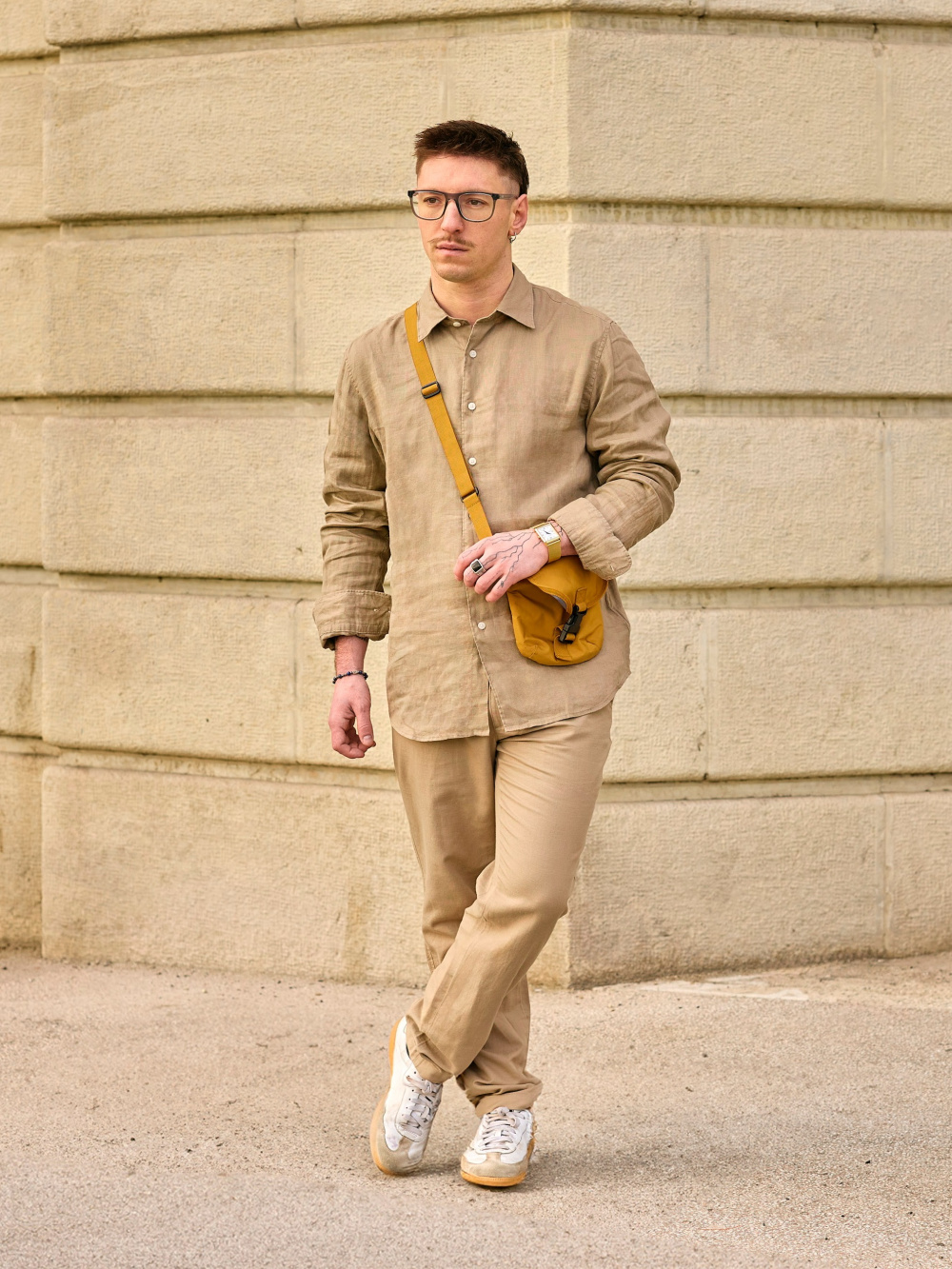 Descubre ideas de looks para「Camisa 100% lino prémium、Pantalón corto confort lino mezcla」| UNIQLO ES