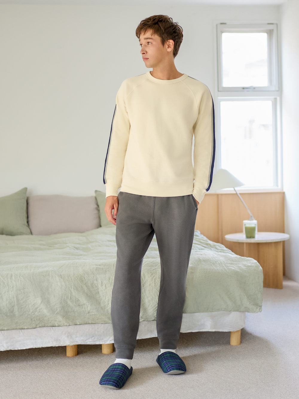 Styling ideas using 「ULTRA STRETCH SWEAT SET」| UNIQLO HONG KONG & MACAU