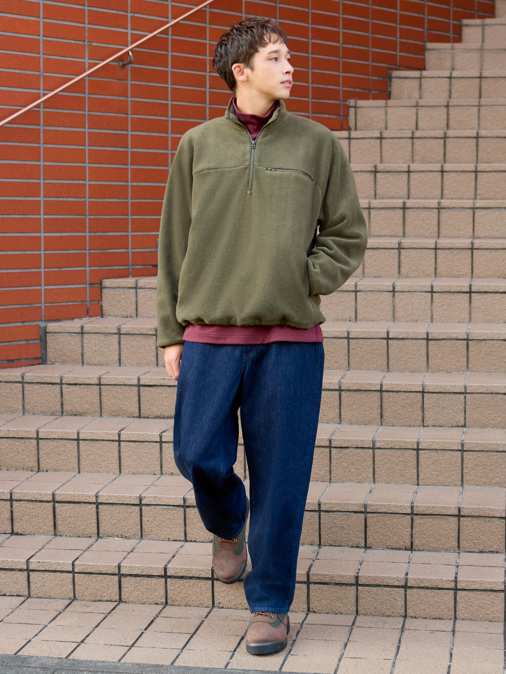 Shop looks for「Fleece Half-Zip Oversized Pullover、Brushed Lined Mock Neck Long Sleeve T-Shirt ...