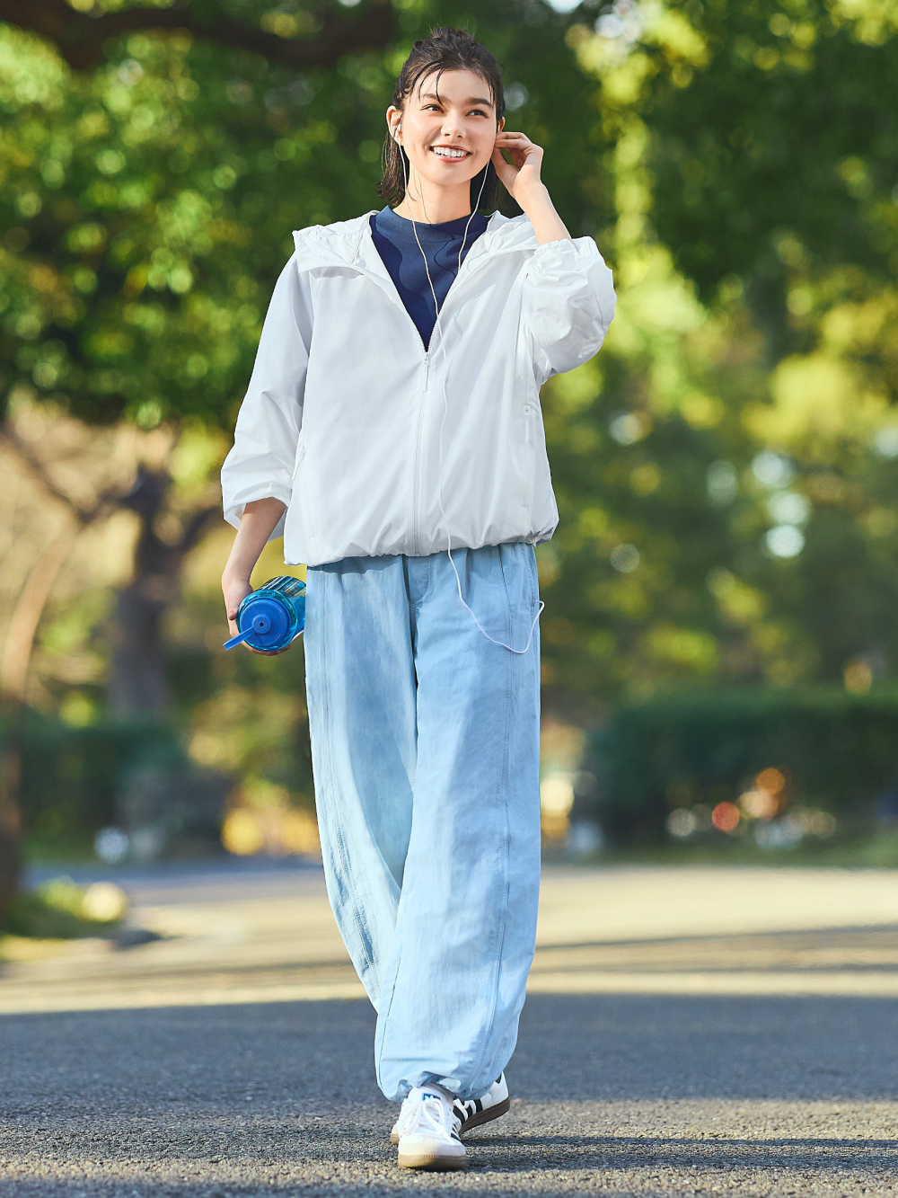 Dapatkan look produk「Jaket Parka Saku Proteksi Sinar UV (Water ...