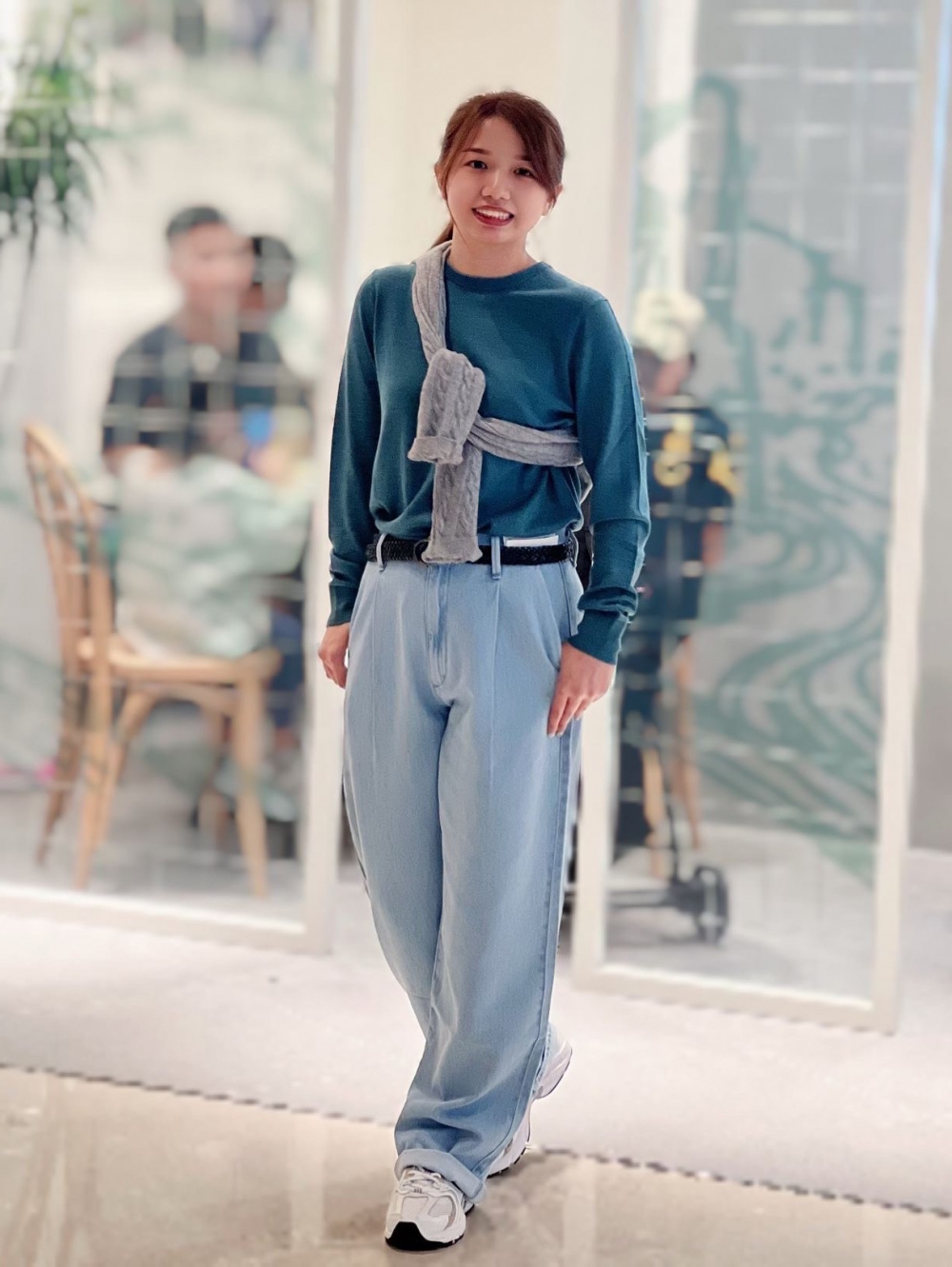 Check styling ideas for「Drapey Denim Pleated Pants」| UNIQLO IN