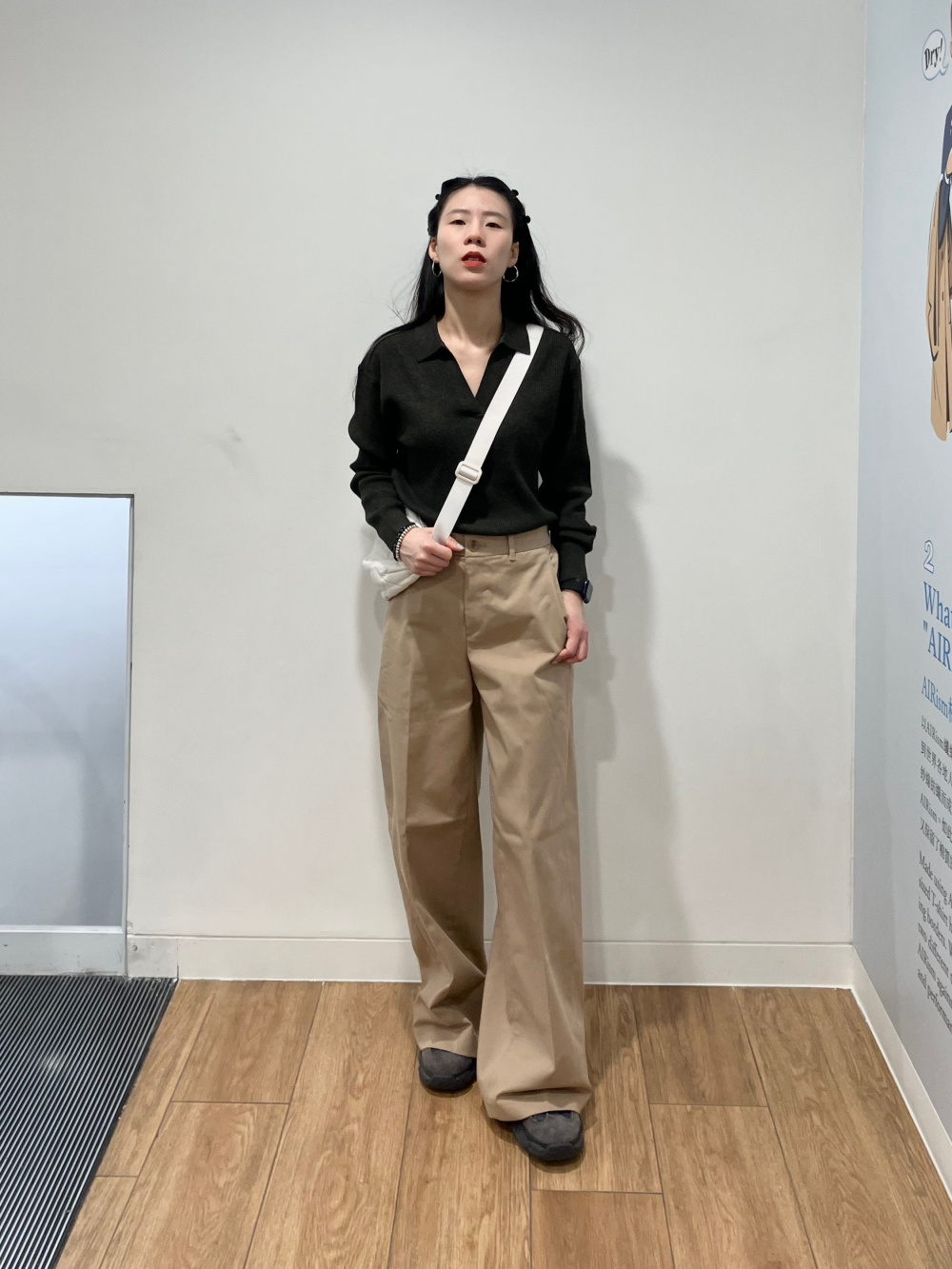 Check styling ideas for「SEAMLESS HALF BRA CAMISOLE、MINI SHORT SLEEVE T ...