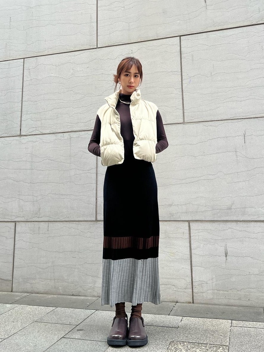 Cek ide styling untuk「Kemeja Denim Lembut、Sepatu Clog」| UNIQLO ID