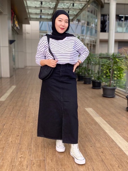 ดูไอเดียสไตล์การแต่งตัวสำหรับ「เสื้อยืดแขนสั้น Find Your TREASURE UT ทรง ...