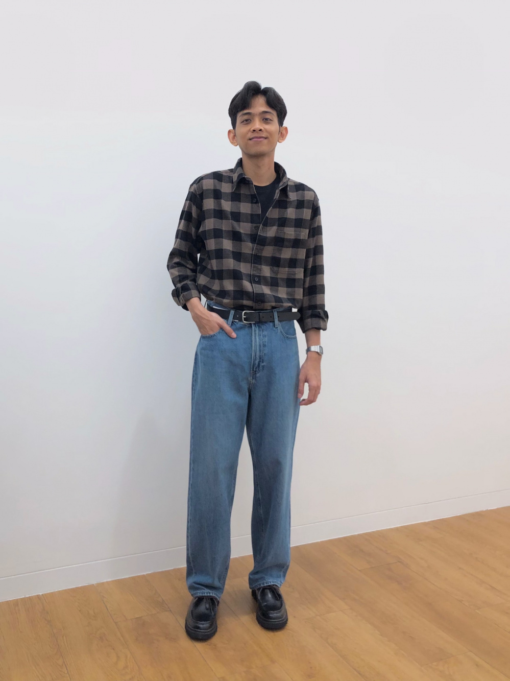 ดูไอเดียสไตล์การแต่งตัวสำหรับ「เสื้อยืด Dry Color คอกลม」| UNIQLO TH