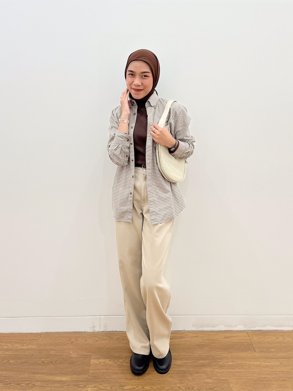 Check styling ideas for「Jersey Relaxed Jacket、Round Mini Shoulder Bag ...