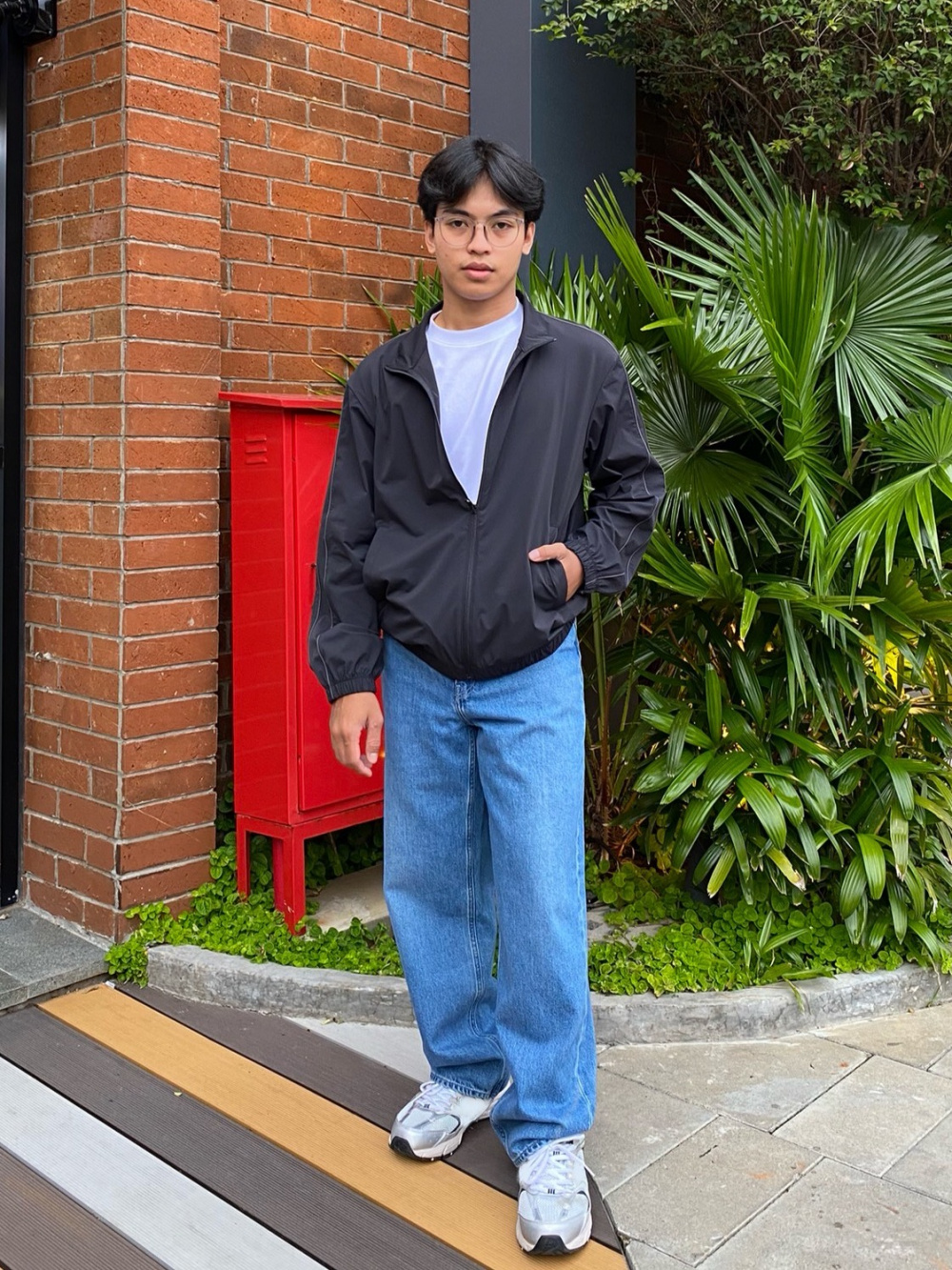 Check styling ideas for「AIRism Cotton Oversized Crew Neck T-Shirt、Ultra ...