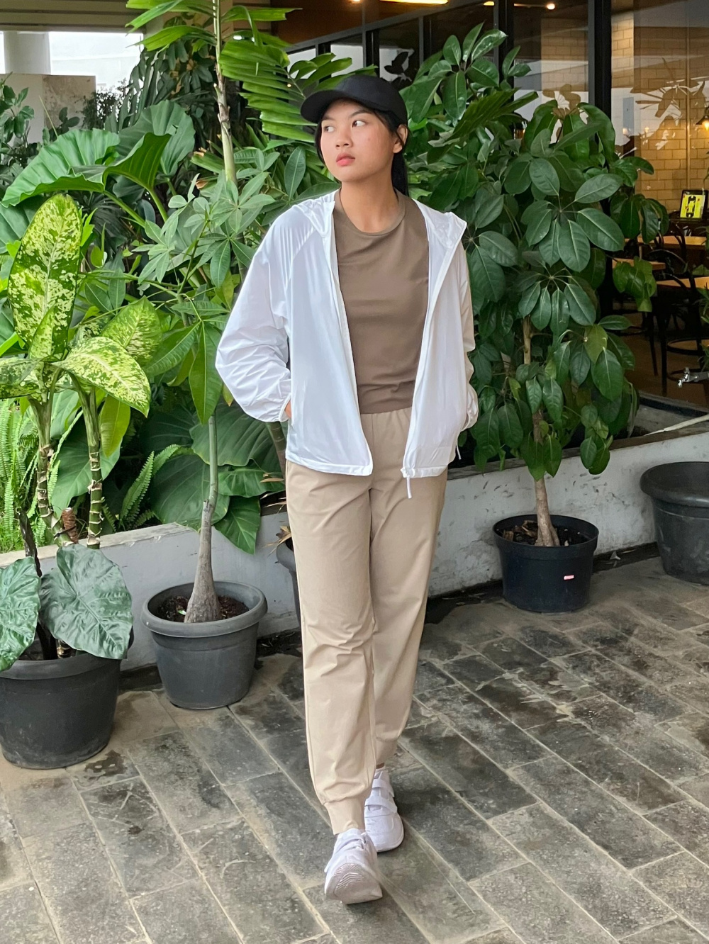 Check styling ideas for「AIRism Soft Ribbed Flare Leggings、UV Protection 2WAY Stretch Cap」| UNIQLO SG