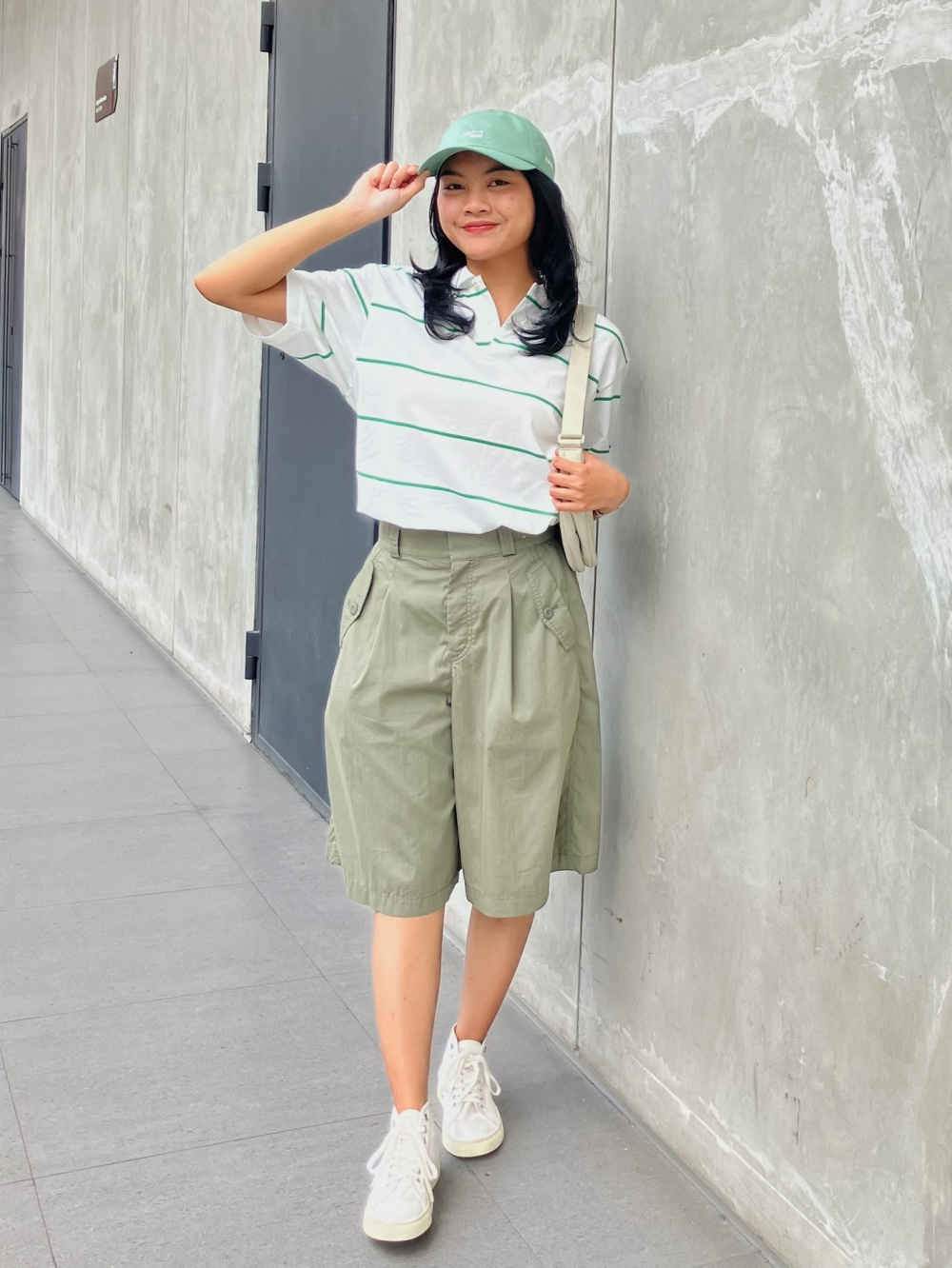 Check styling ideas for「CAT PHOTOGRAPHS Short Sleeve UT、Round Ultra ...