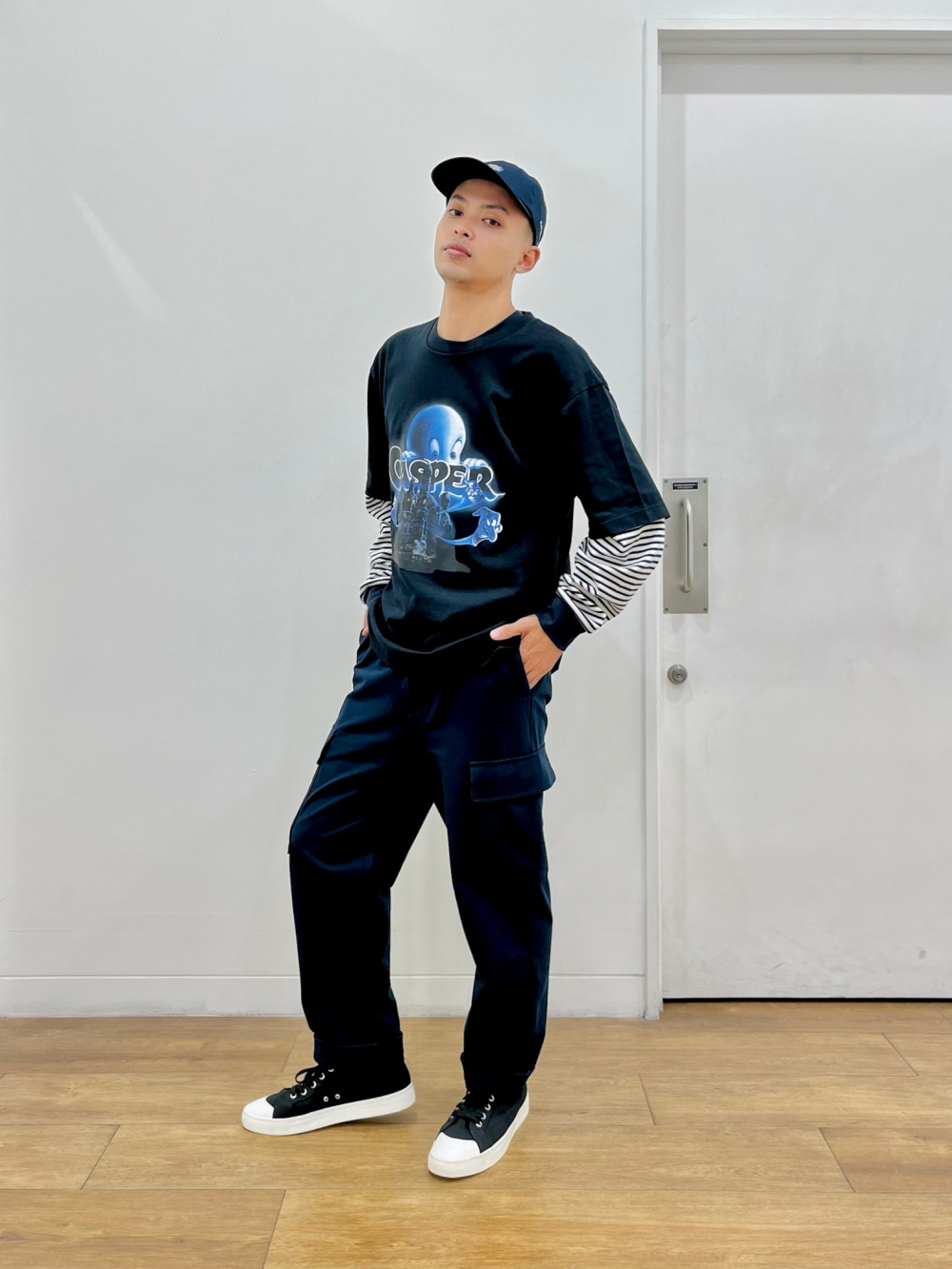 ดูไอเดียสไตล์การแต่งตัวสำหรับ「เสื้อยืด U AIRism คอตตอน คอกลม | แขนยาว ...