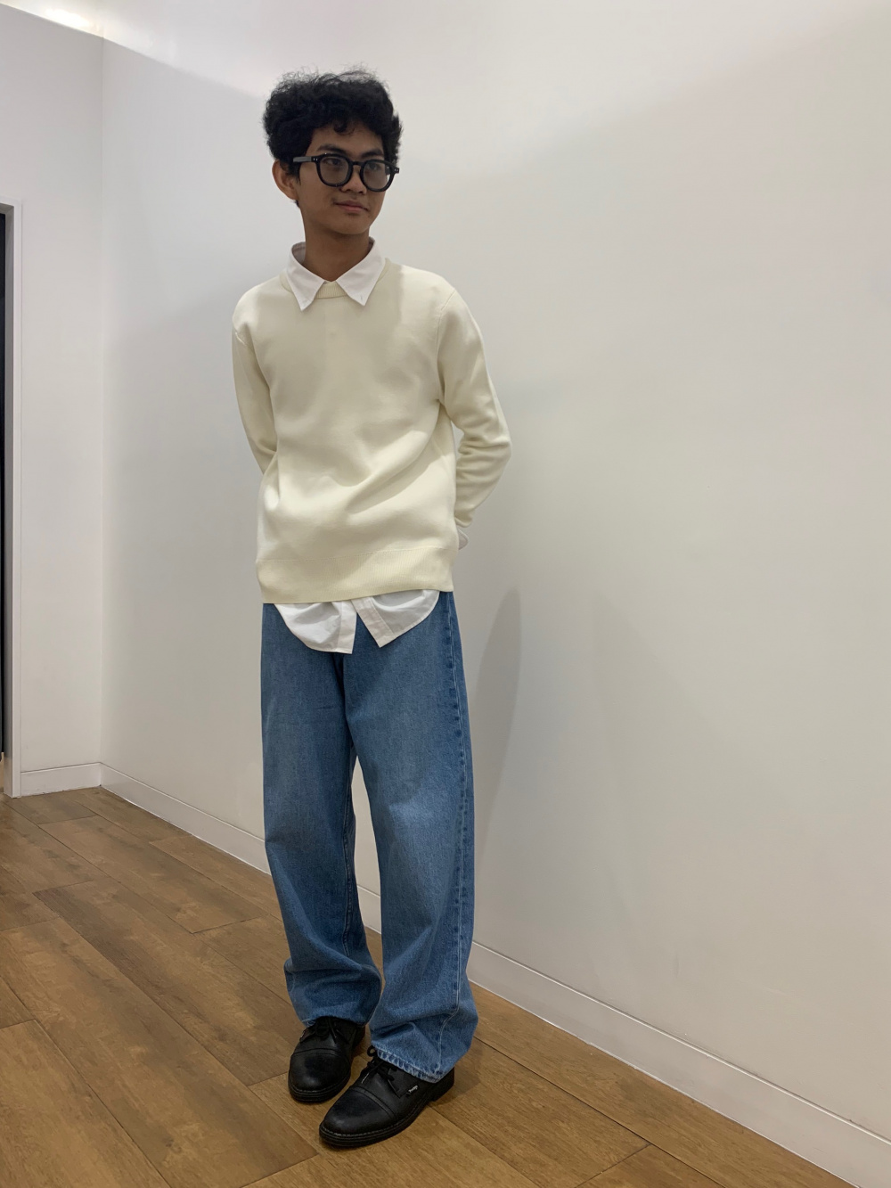 Check styling ideas for「Windproof Vest、Wide Straight Jeans (Baggy Jeans ...