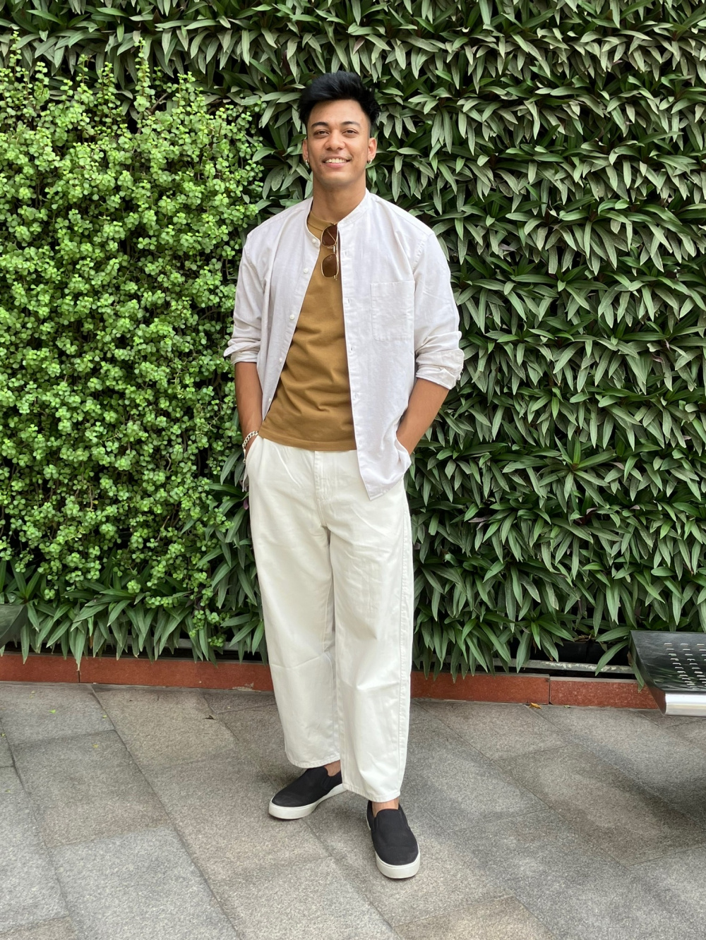 Check styling ideas for「Wide Tapered Jeans、Crew Neck Short Sleeve T ...