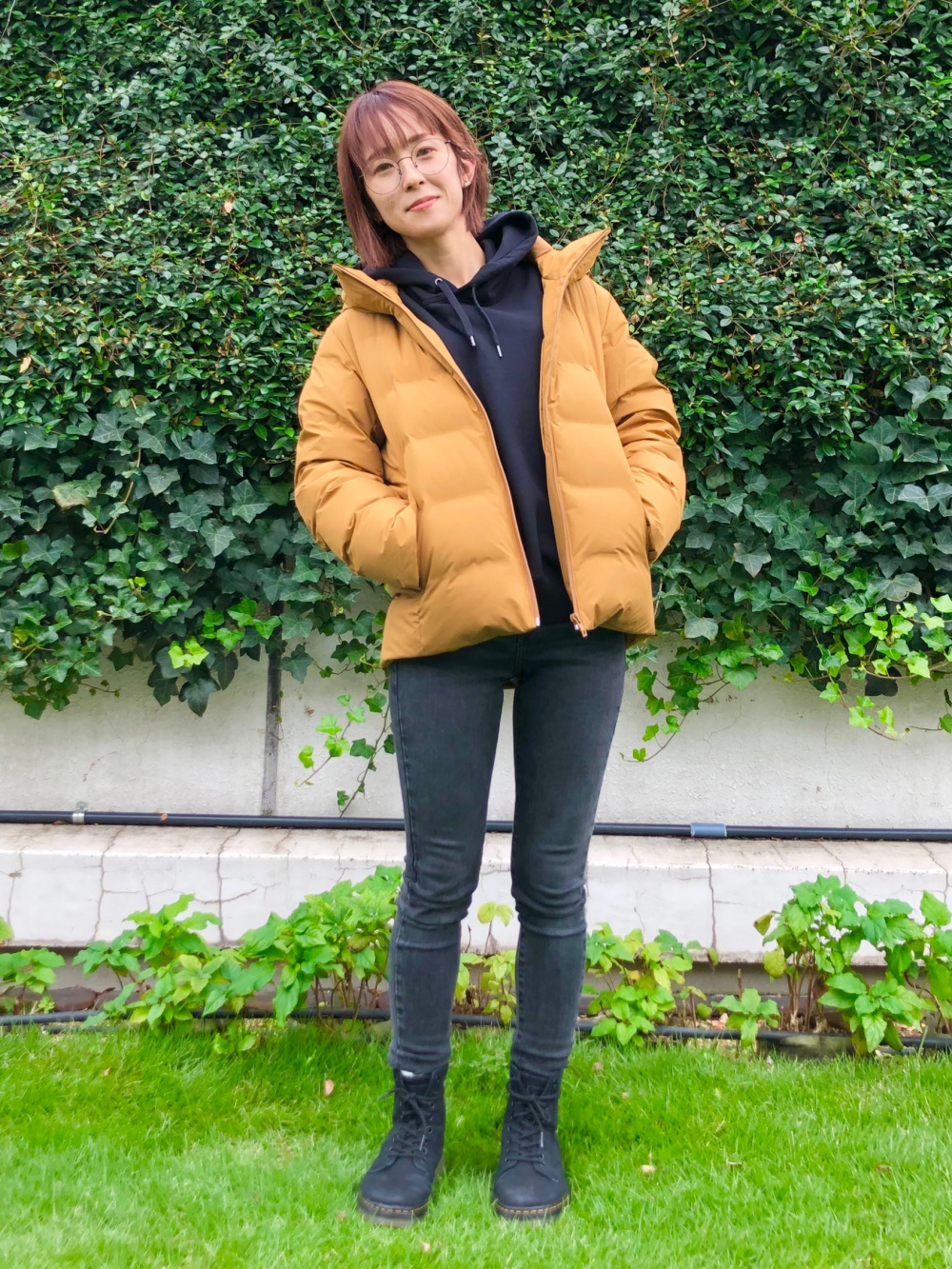 「スウェットプルパーカ（長袖）、ウルトラライトダウンリラックスジャケット 2021年モデル」の着用コーディネート| ユニクロ