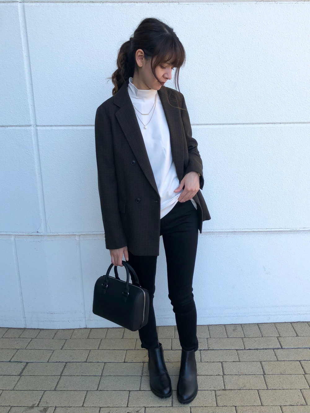 「Vネックフレアワンピース（7分袖・標準丈・115.5～126.5cm）、ダブルジャケット（チドリ）」の着用コーディネート| ユニクロ