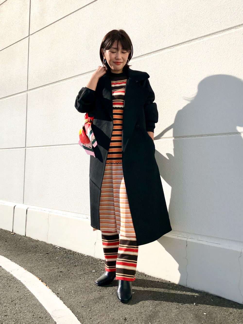 「メリノブレンドリブボーダーセミフレアニットパンツ（丈標準66～68cm）、ポップコーンニットバラクラバ」の着用コーディネート| ユニクロ公式