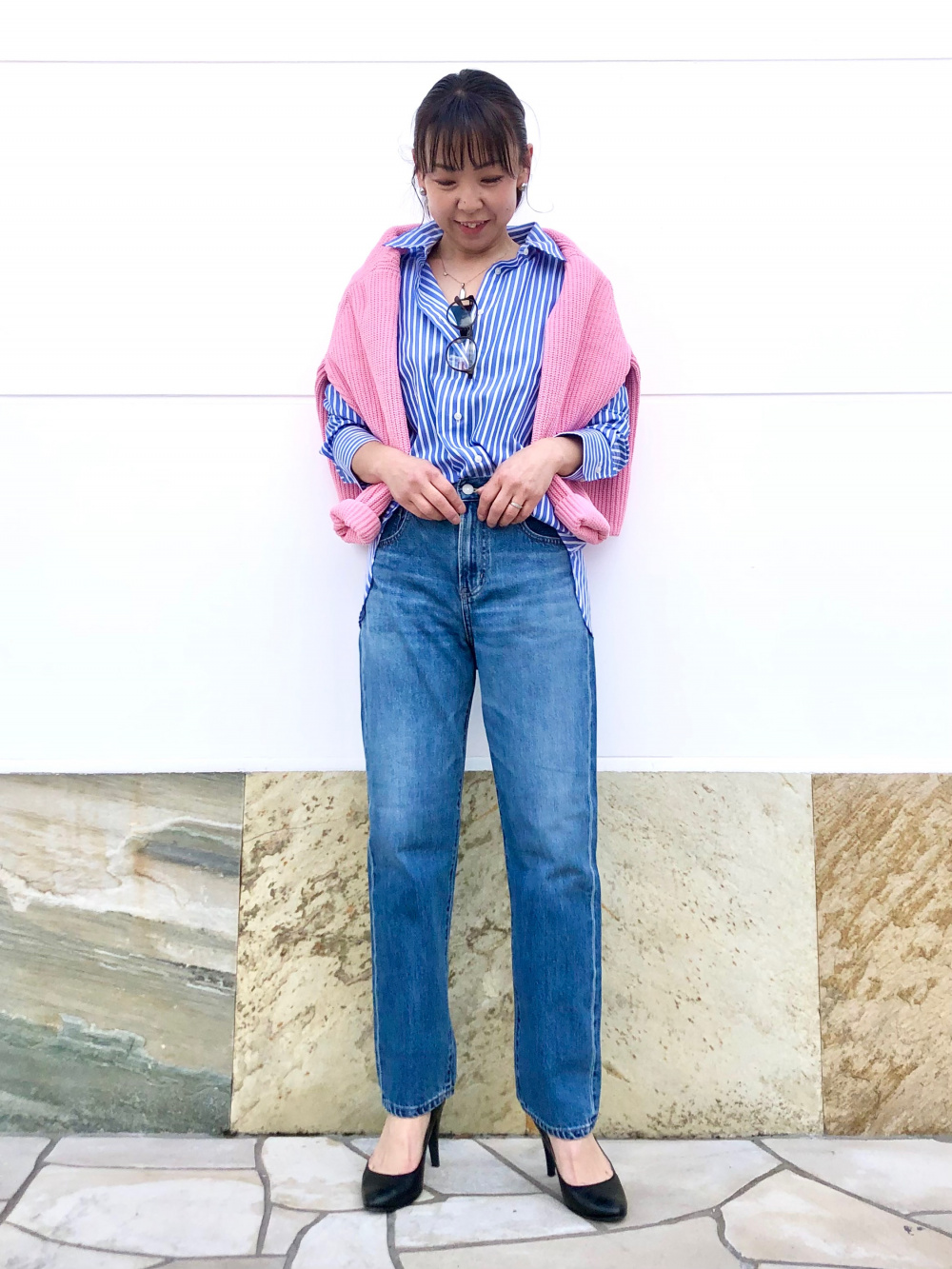 「ボーイフレンドテーパードジーンズ（アンクル丈・丈標準66cm）」の着用コーディネート| ユニクロ公式