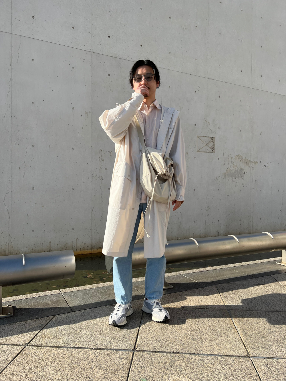 「ドローストリングショルダーバッグ」の着用コーディネート| ユニクロ