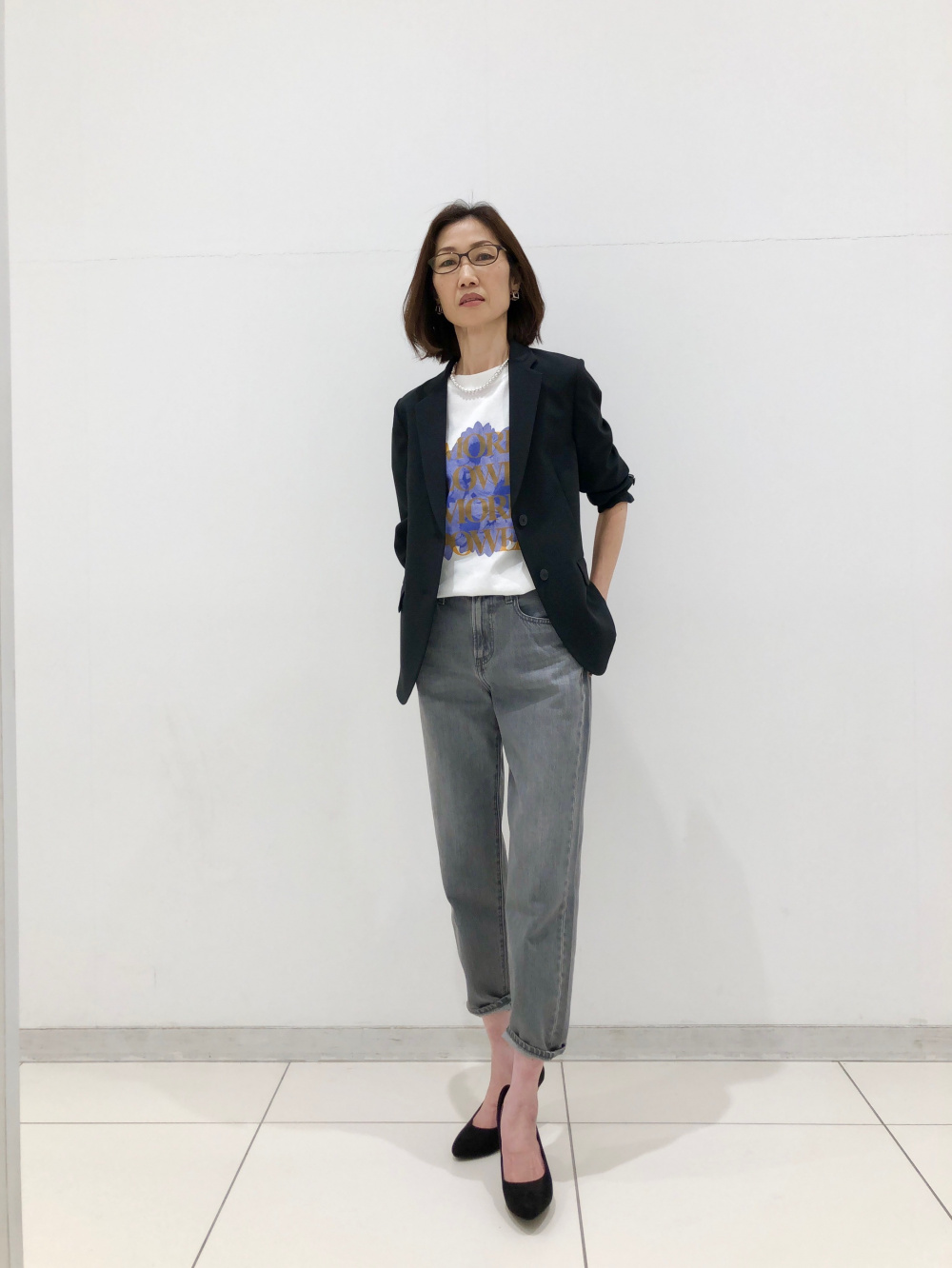 「ボーイフレンドテーパードジーンズ（アンクル丈・丈標準66cm）」の着用コーディネート| ユニクロ公式