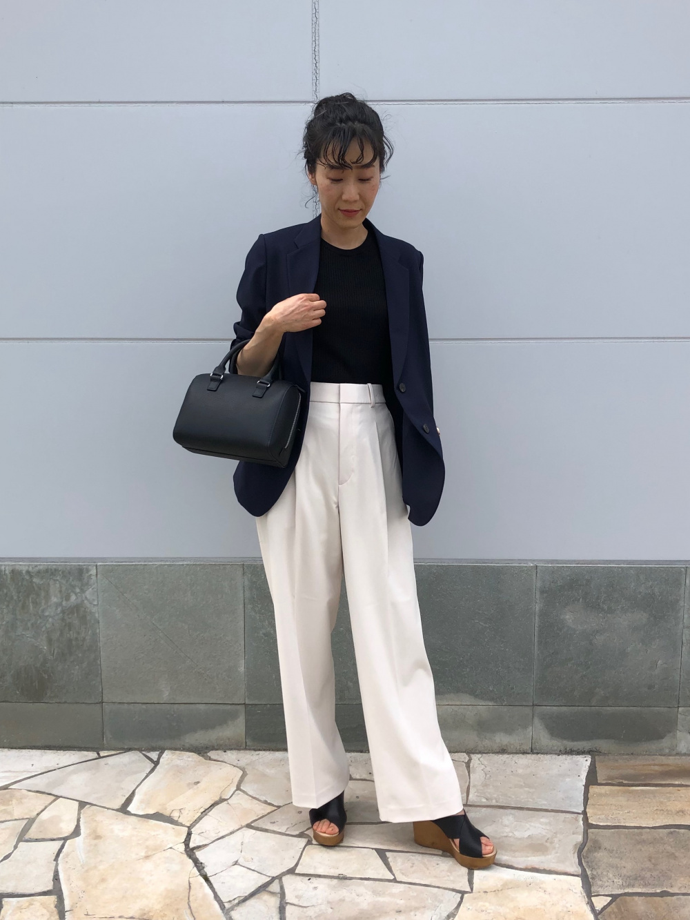 「ウルトラストレッチエアリズムワンピース（ノースリーブ・標準丈・112.5～123.5cm）、感動ジャケット」の着用コーディネート| ユニクロ公式