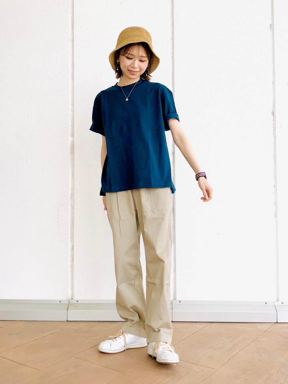 「エアリズムコットンT（半袖）」の着用コーディネート| ユニクロ