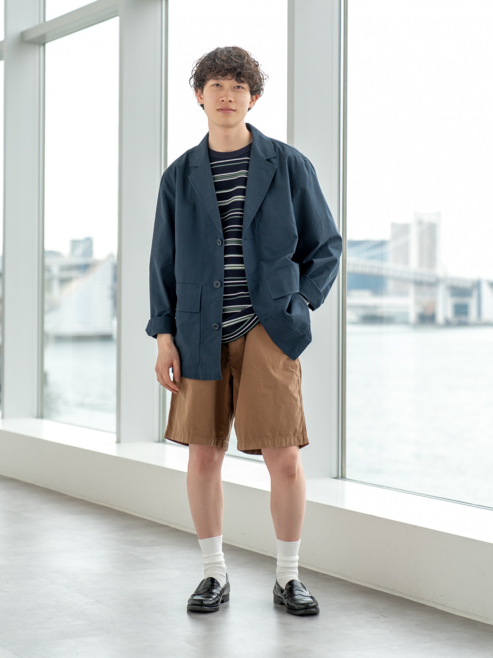 「ニットポロシャツ（半袖）、コットンジャケット」の着用コーディネート| ユニクロ公式