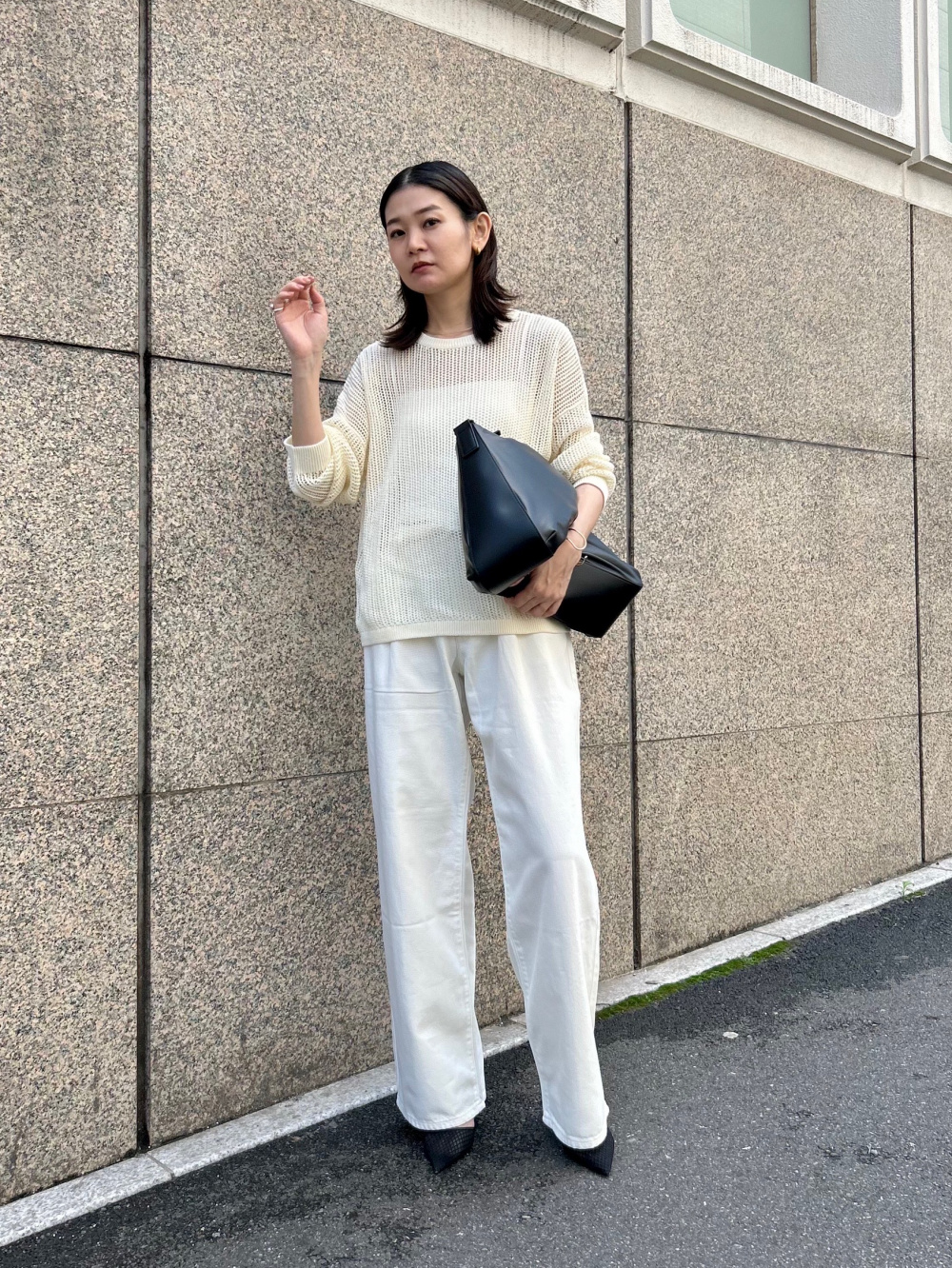 「ドレープデニムタックパンツ（丈標準72～74cm）」の着用コーディネート| ユニクロ公式