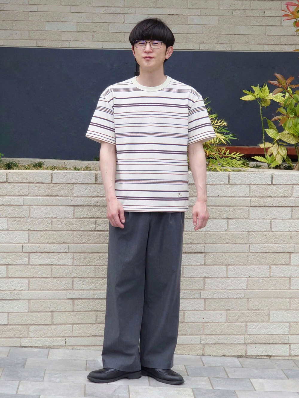 「ブロードシャツ/ストライプ/ボタンダウン、ファインド ユア トレジャー UT DARARI（半袖・オーバーサイズフィット）」の着用 ...