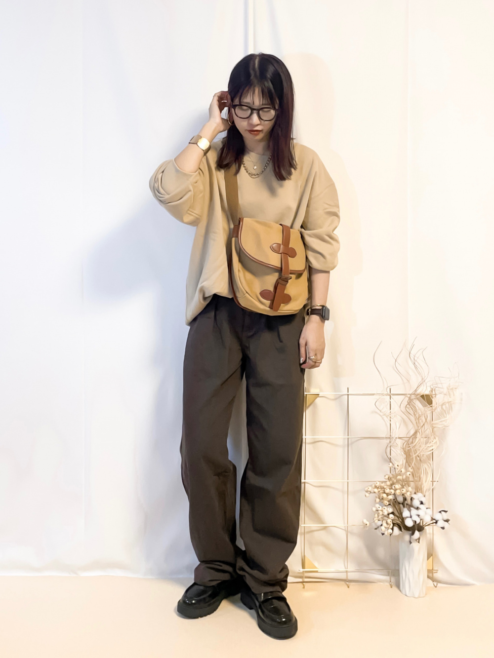 デニムタックパンツ/丈長め」の着用コーディネート| ユニクロ公式 デニムタックパンツ/丈長め」の着用コーディネート| ユニクロ公式