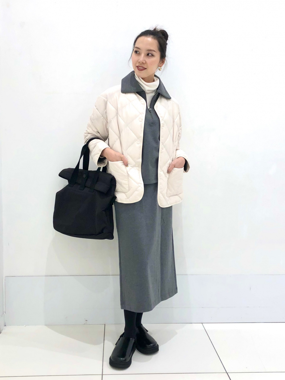 「ブラッシュドジャージープルオーバー、ブロードシャツ/チェック/ボタンダウン」を使ったコーディネート