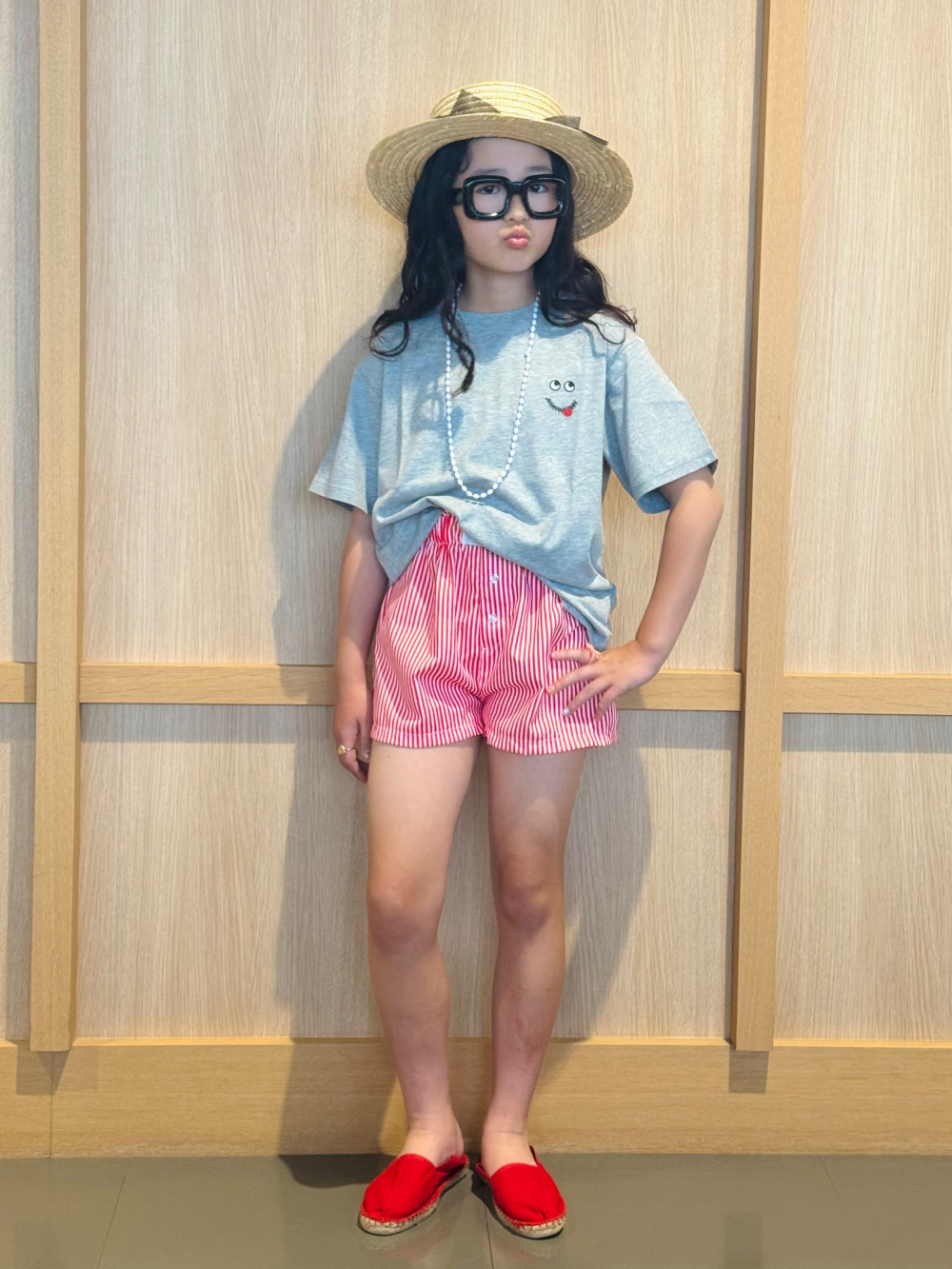 「GIRLS ユーティリティミニスコート、KT1EASY/クルーネックT」の着用コーディネート| ユニクロ公式