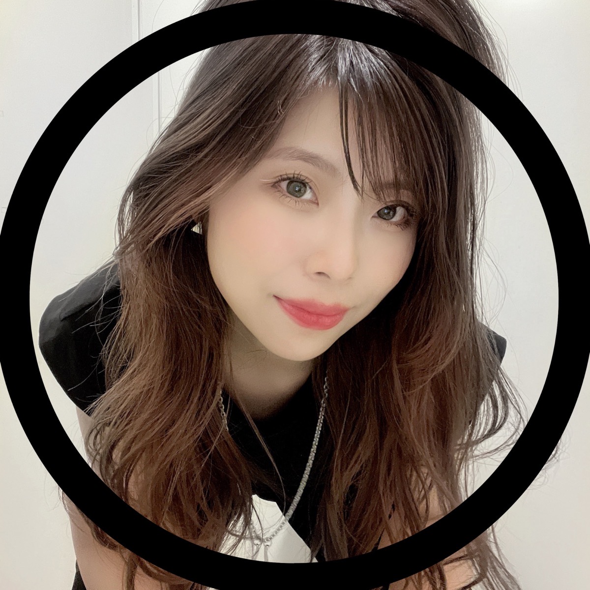 「ヒートテックシームレスリブタートルネックT（極暖・長袖）、コットンストライプシャツ（長袖）」の着用コーディネート| ユニクロ